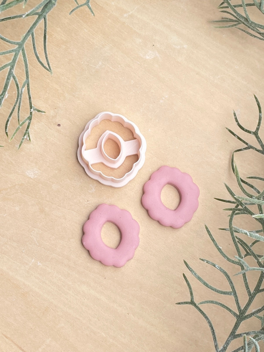 Scallop Donut – Clay By Design Aus